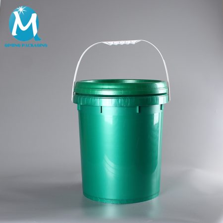Plastic Cylindrical Bucket - Qiming Packaging Lids Caps Bungs,Cans ...