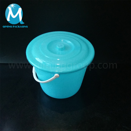The Use Of Plastic Beach Buckets - Qiming Packaging Lids Caps Bungs ...